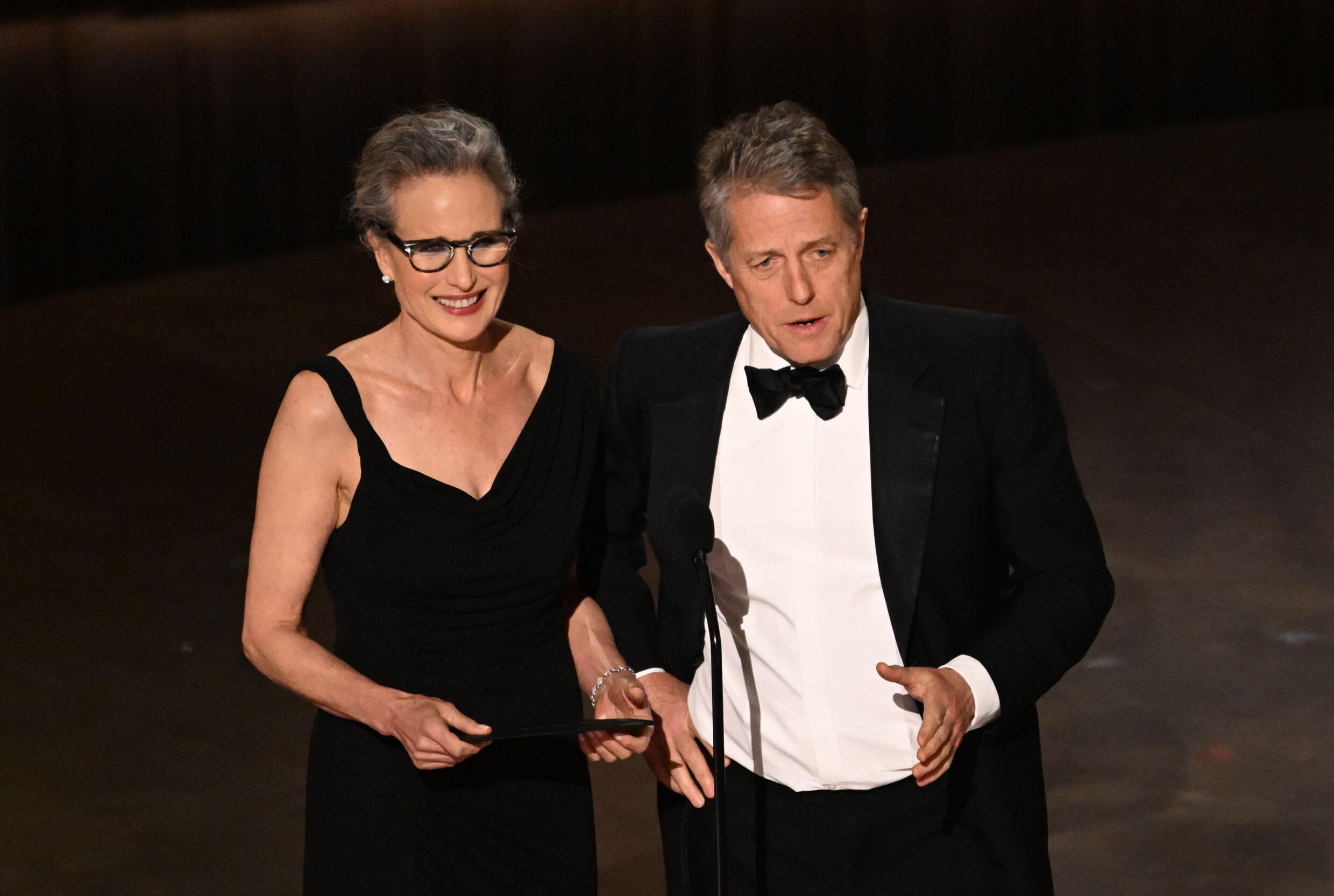 Hugh Grant: Las comedias románticas son "una burda mentira"