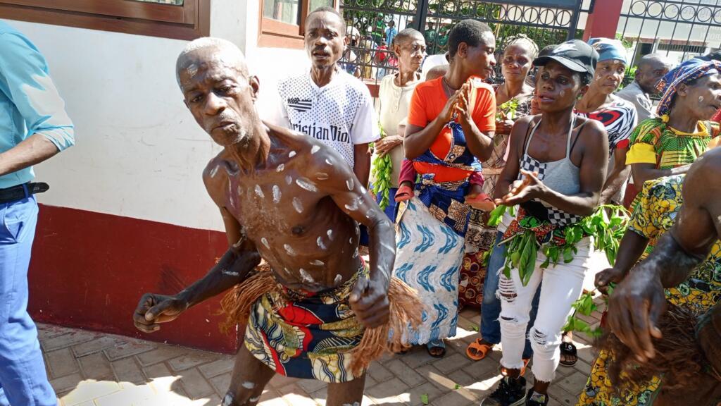 Cameroon's indigenous Baka sing to save their vanishing forest home