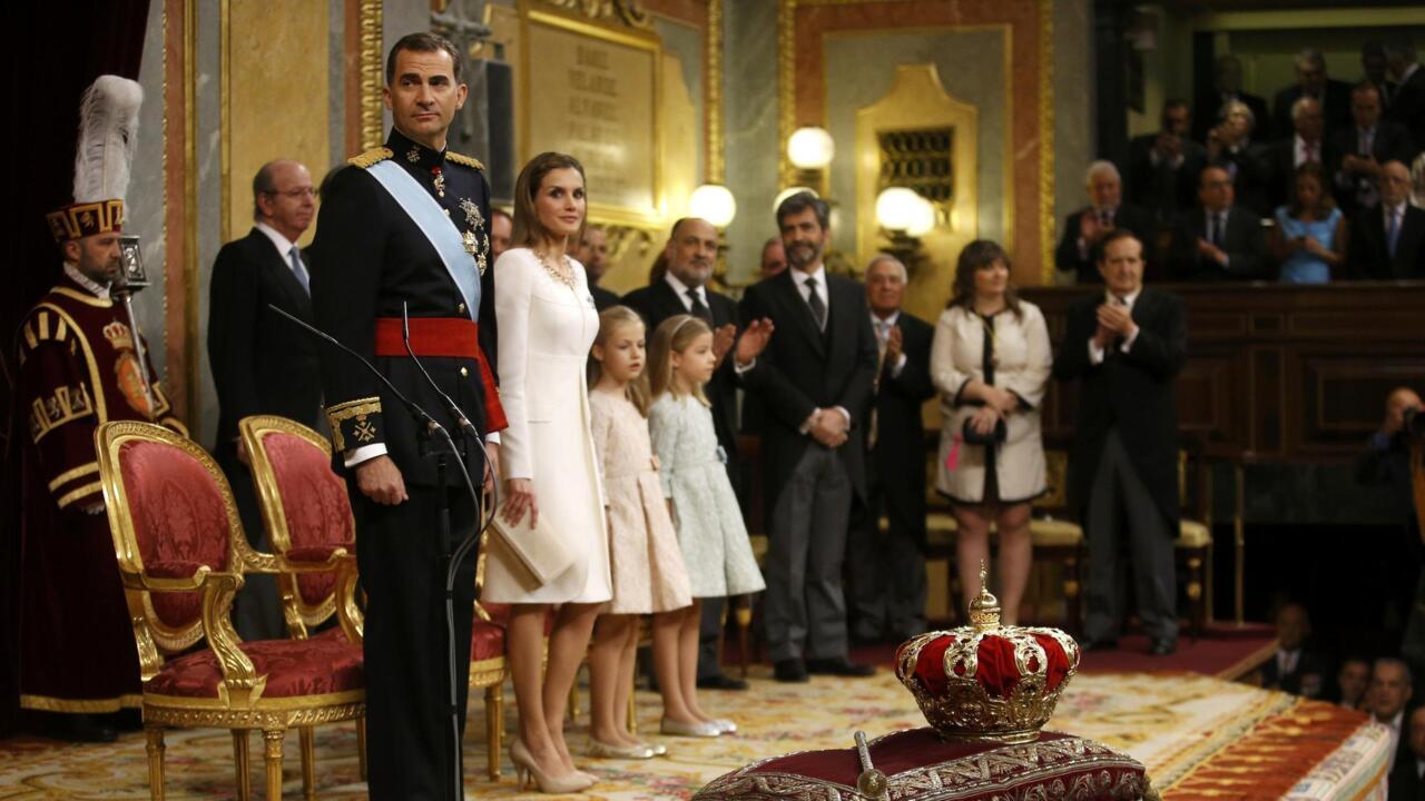 Felipe VI é o novo rei de uma Espanha com sede de abertura