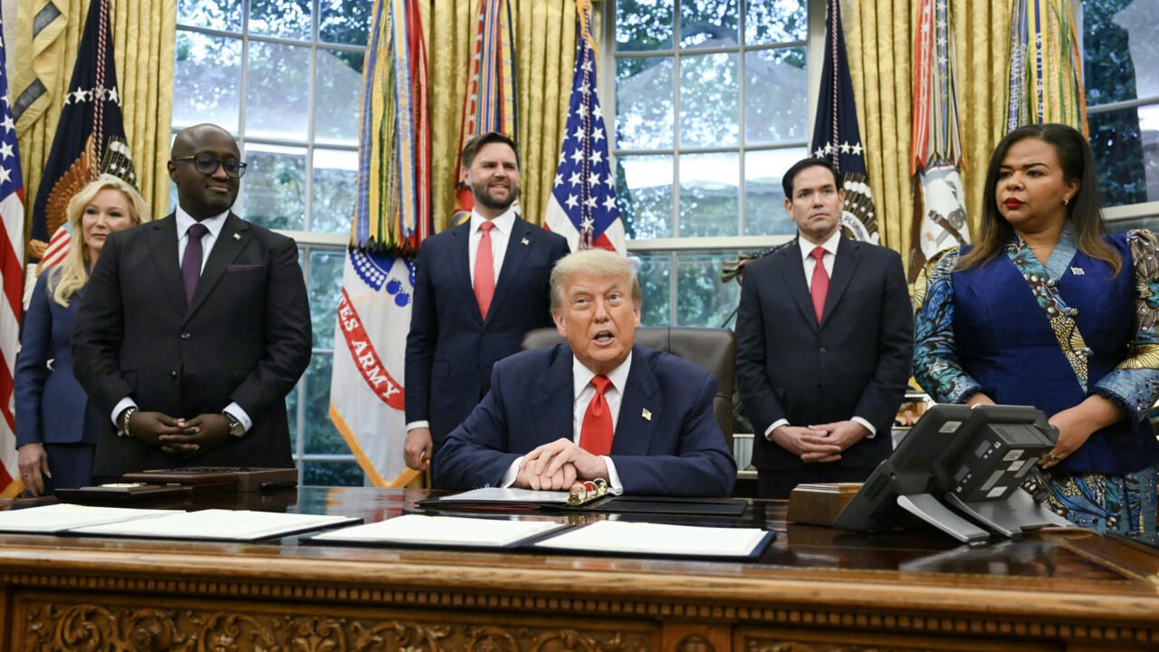 Мир в обмен на природные ресурсы: ДР Конго и Руанда подписали мирное ...