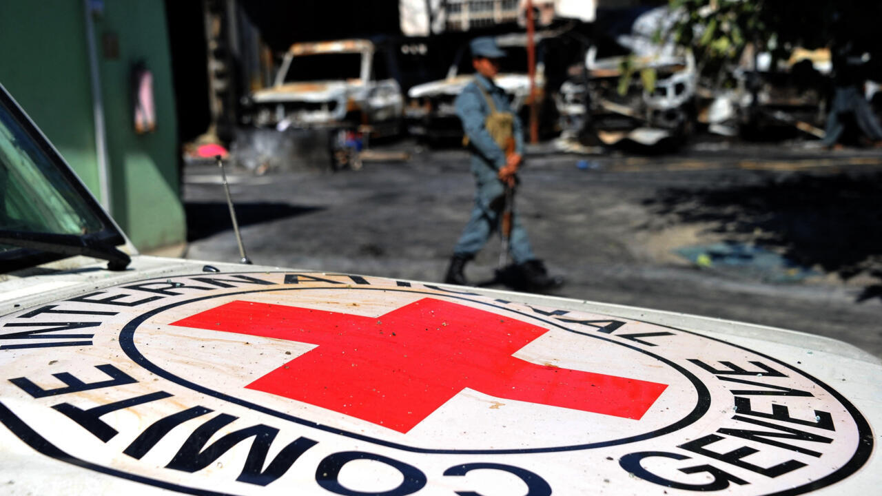 Le Comité international de la Croix-Rouge taille à nouveau dans ses ...