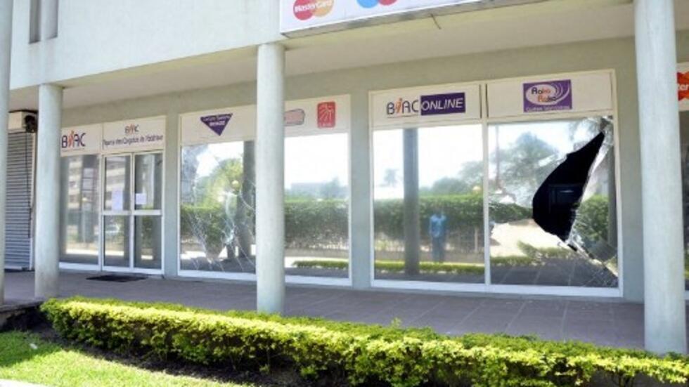 RDC: les agents de la BIAC manifestent à Kinshasa pour réclamer leur dû