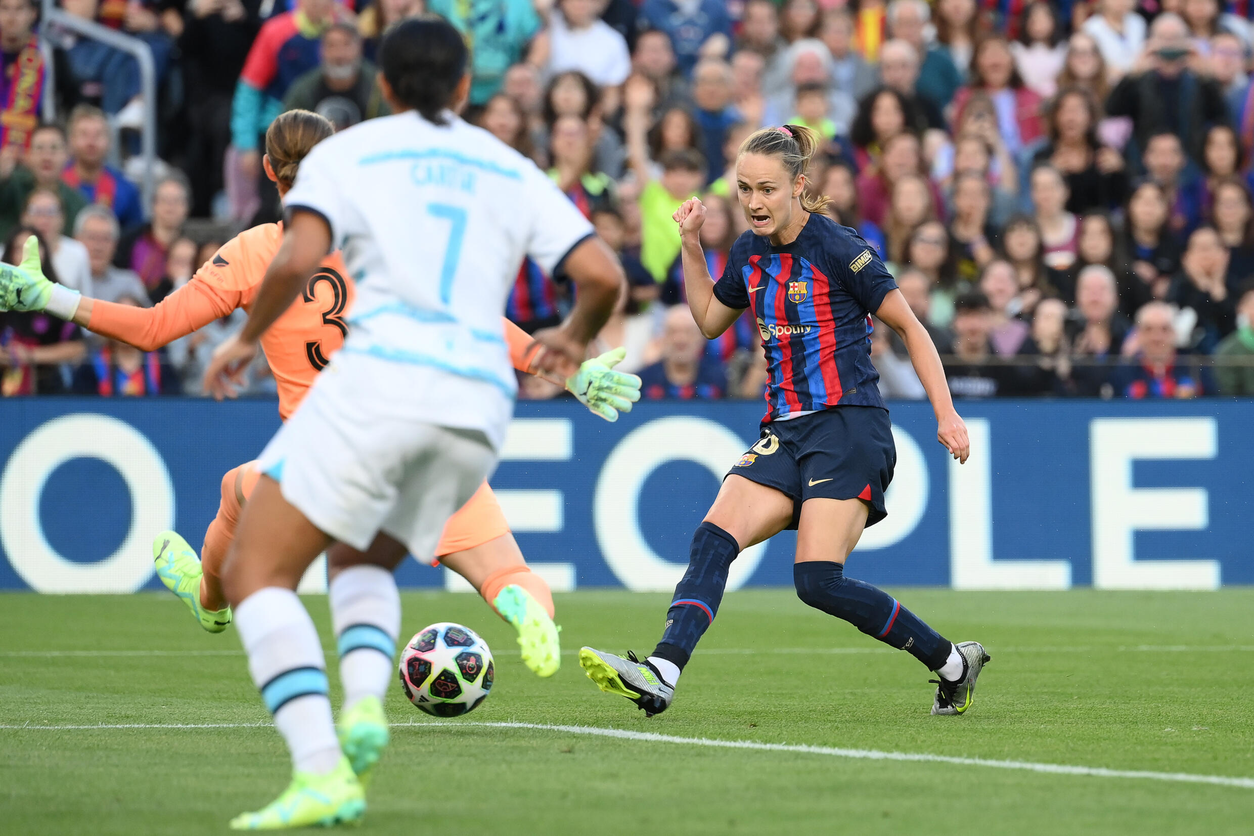 C1 féminine: Barcelone élimine Chelsea et file en finale