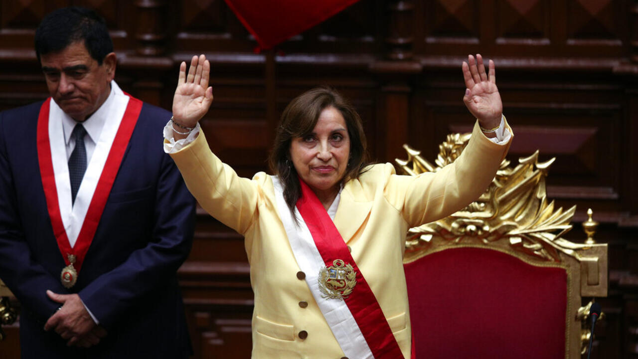 Dina Boluarte é a nova Presidente do Peru