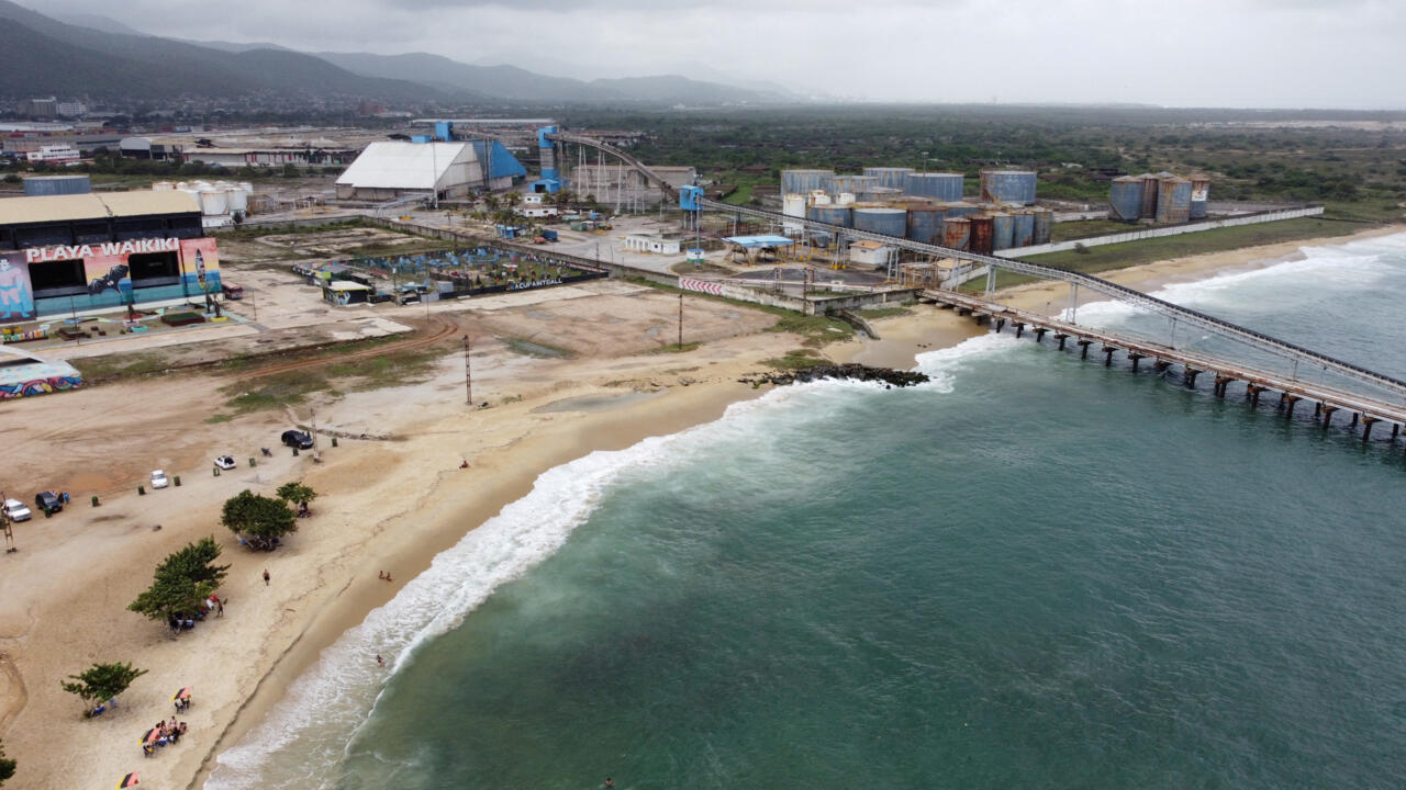 US revokes French oil company's licence in Venezuela