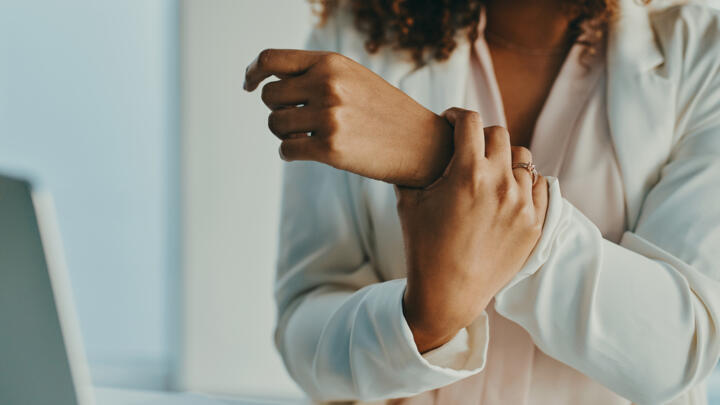 Tendinites: comment reconnaître les symptômes et les prendre en charge ...