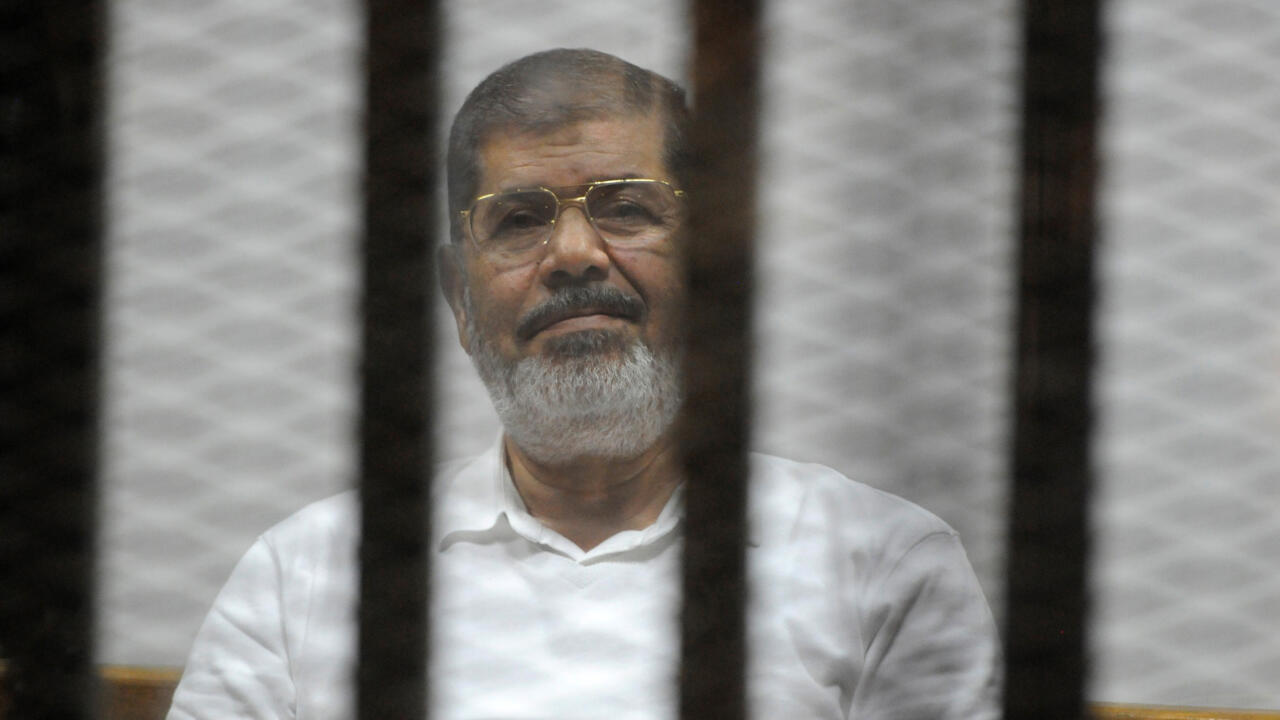 Morsi condamné à 20 ans de prison: les réactions en Egypte