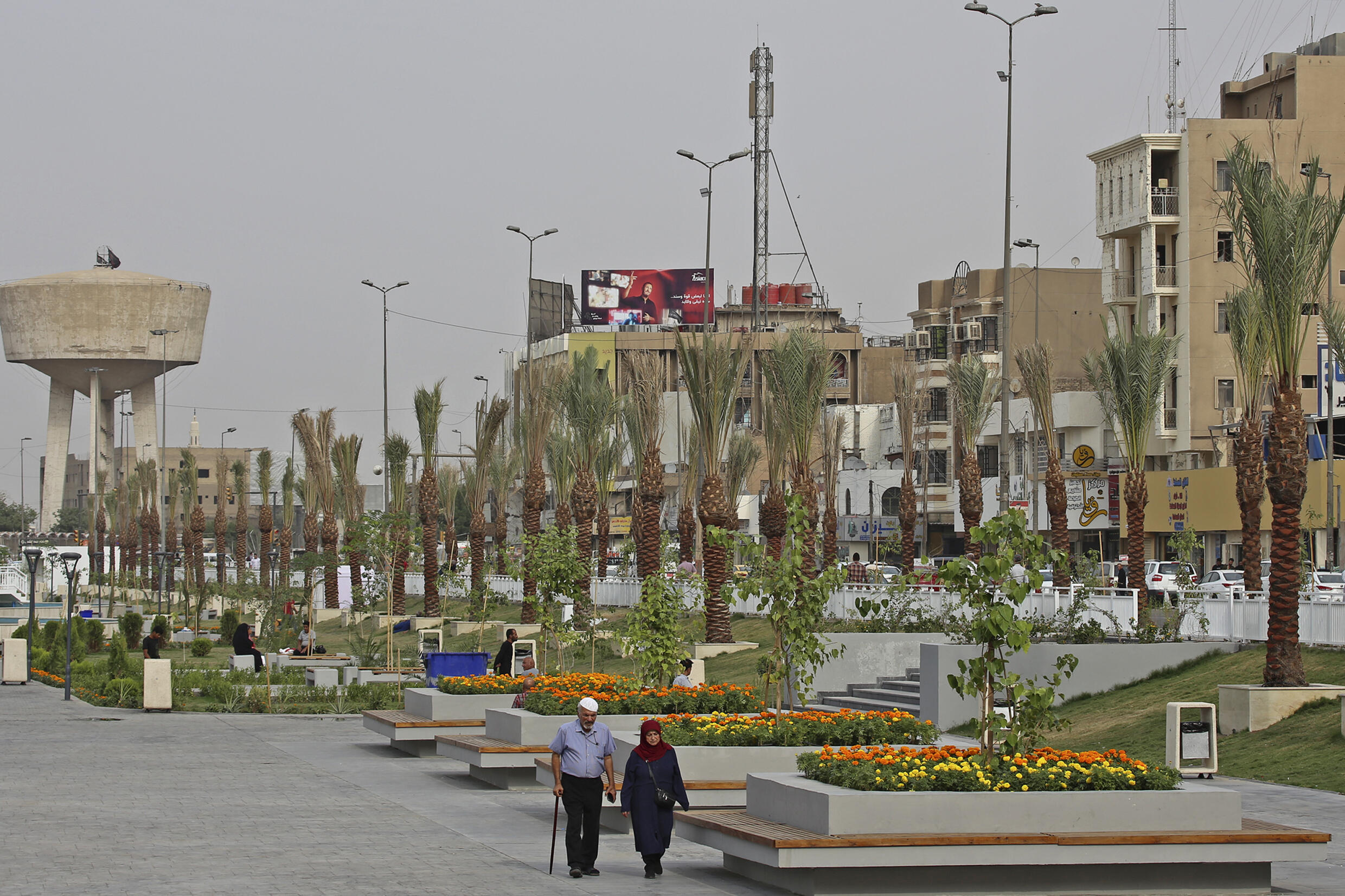 Flowery facelift for heart of revolt in Iraqi capital