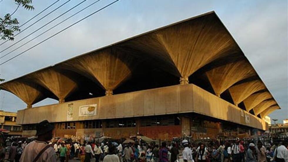 Wafanyibiashara wa Kariakoo Tanzania wagoma - Habari RFI-Ki