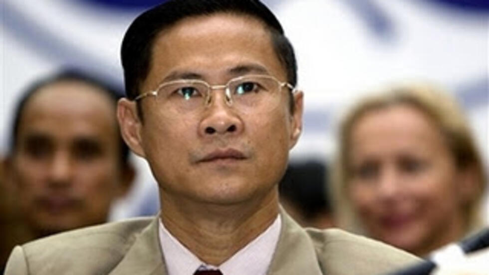 សហ ចៅក្រម ស៊ើប អង្កេត ជាតិ និង អន្តរជាតិ ប៉ះ ទង្គិច គ្នា ក្នុង សំណុំរឿង ...