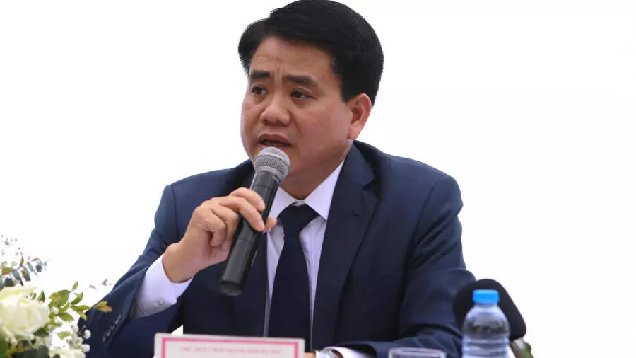 Vụ Nguyễn Đức Chung : “Thất sủng” vì sớm bộc lộ tham vọng lớn – Châu ...