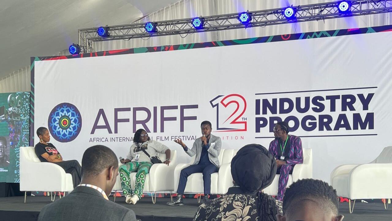 Mawaƙan Hausa mata da aka manta da su ke ƙoƙarin dawowa cikin wani ...