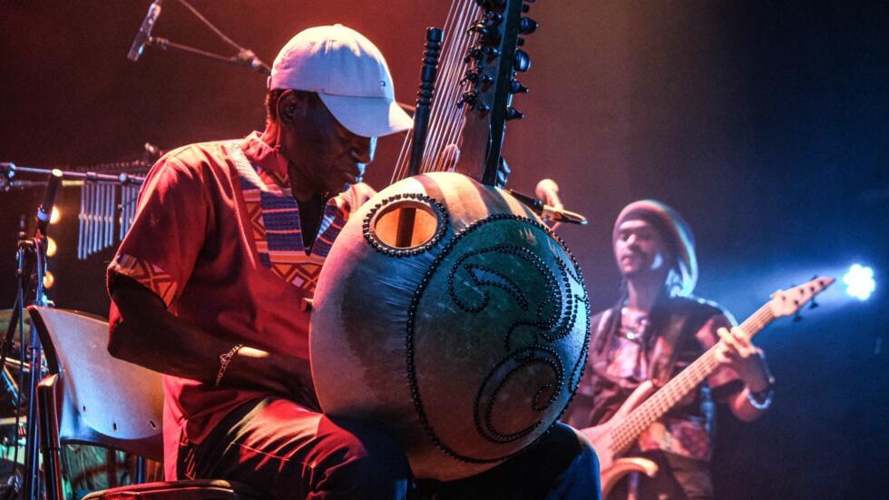 Djeli Moussa Condé, cœur de koriste - Sur le pont des arts