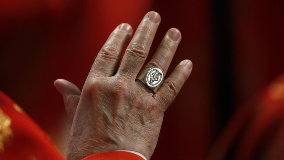 Papa Francisco vai usar anel do Pescador