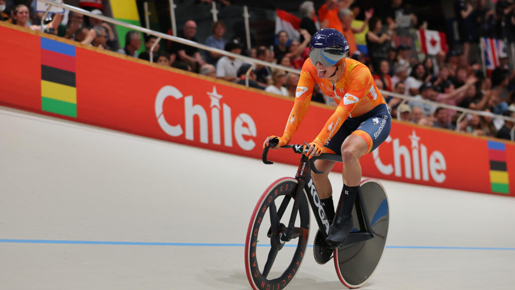 La ciclista neerlandesa Lorena Wiebes gana el título mundial en scratch ...