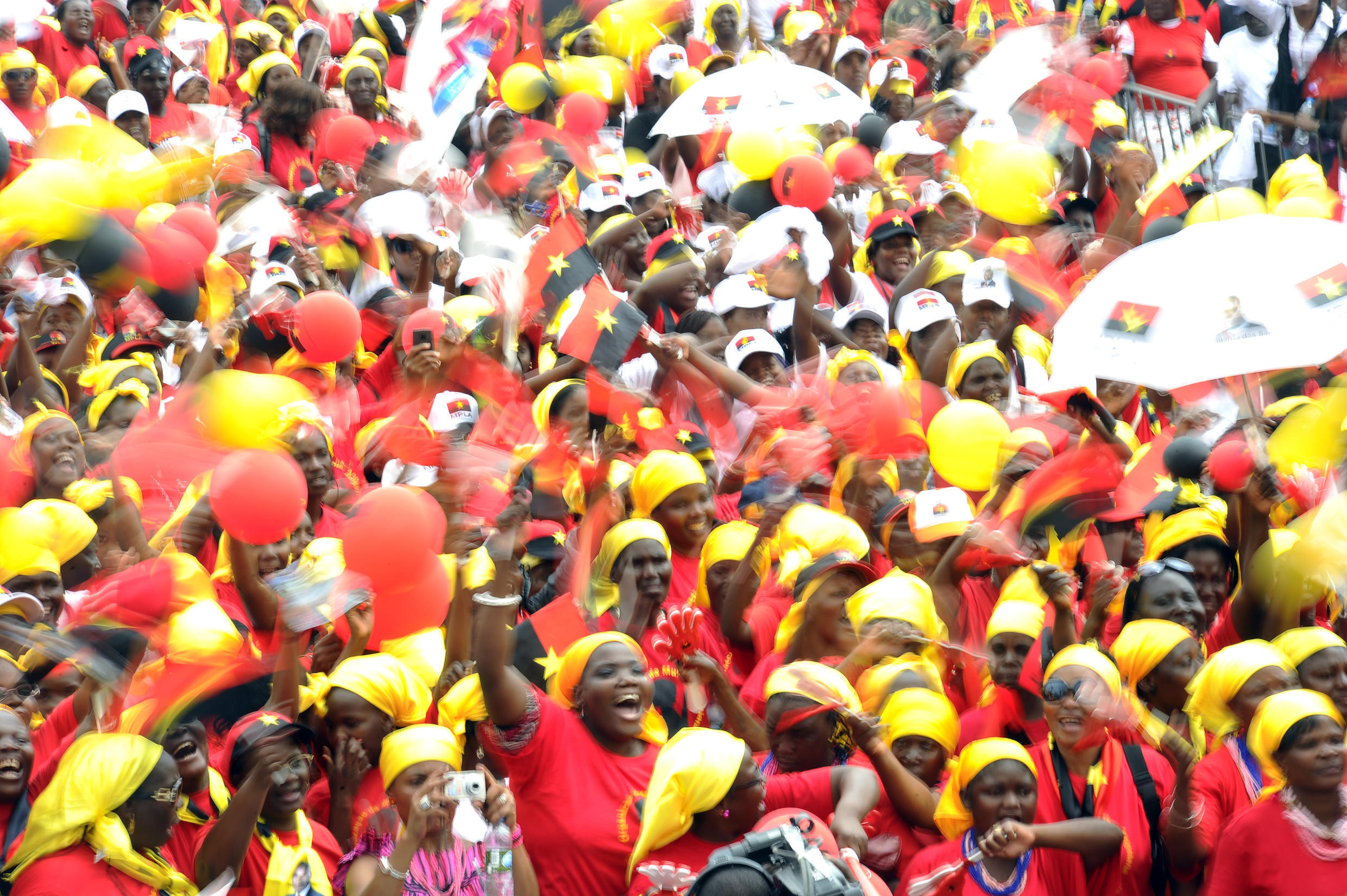 Angola: Congresso do MPLA arrancou hoje