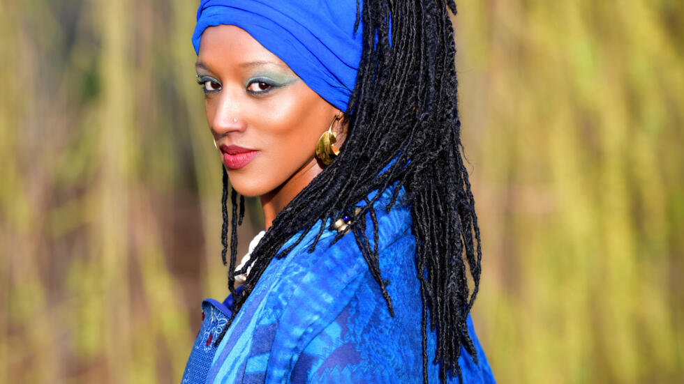 «Shine» de Mo'Kalamity, le reggae elle en connaît un rayon - Sur le ...