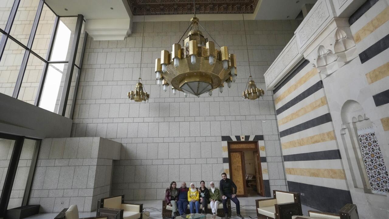 Syrie: de la Russie à Dubaï, où est logée la fortune du clan Assad?