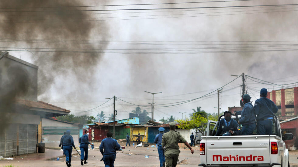 Caos em Maputo em dia de grande jornada de protestos contra os ...