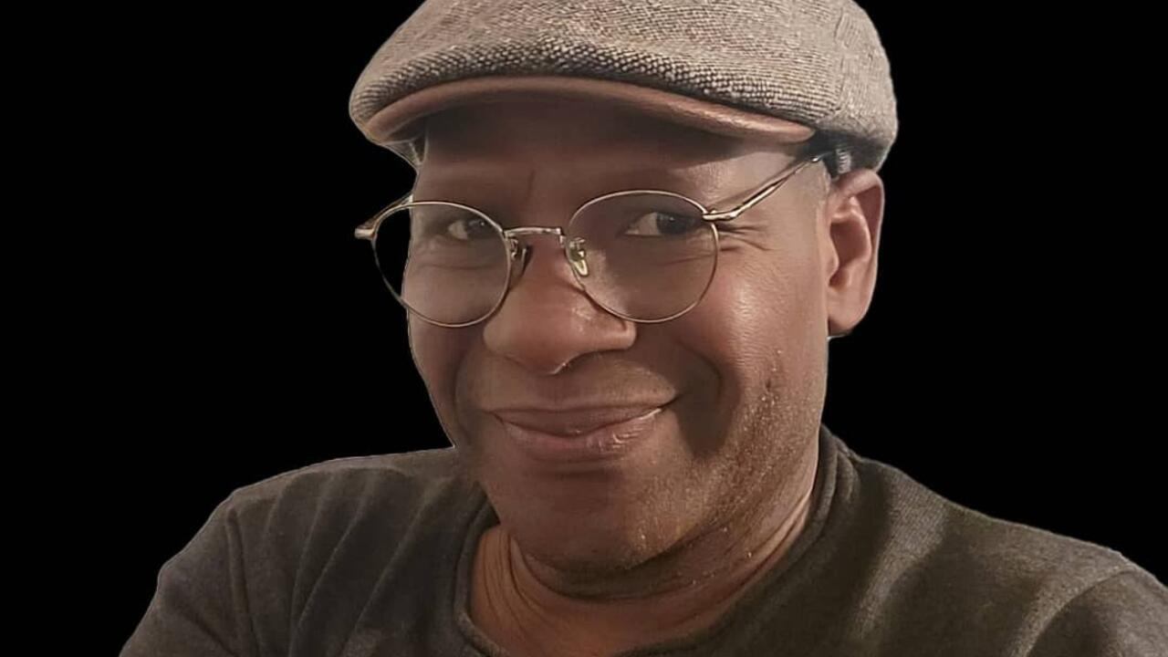 Hannde eɗen jaɓɓii Dokteer Tijjaan Soh hertorɗo dawro ko taskoo ...