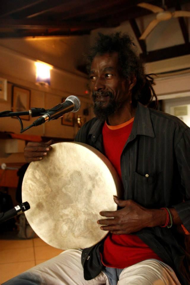 1. Session live@studiOne avec Menwar et Bongeziwé - Musiques du monde