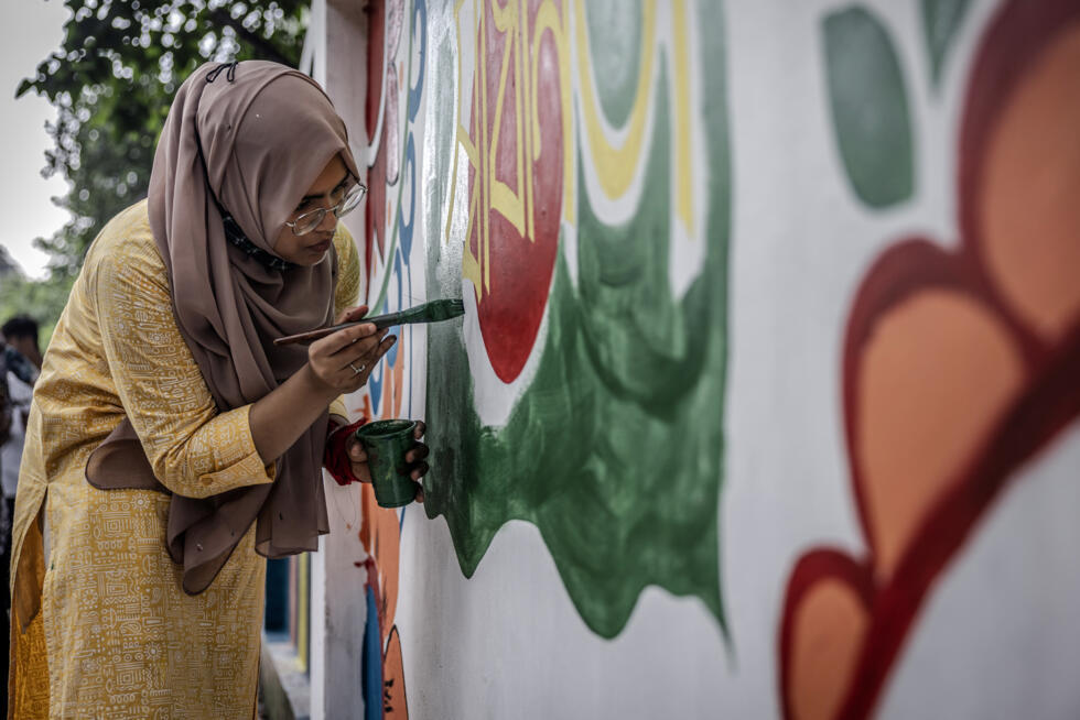 Whitewashing the past: Students give Bangladesh a makeover
