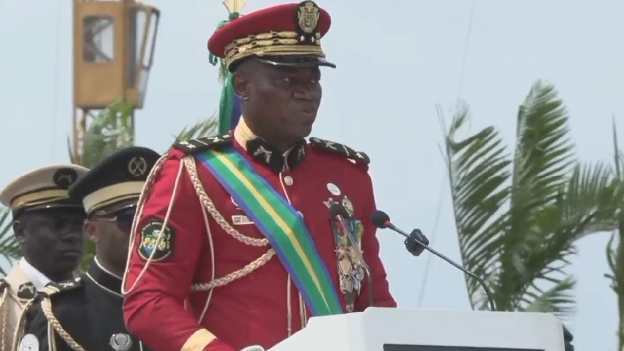 Gabon: la nouvelle Constitution promulguée par le président de la ...