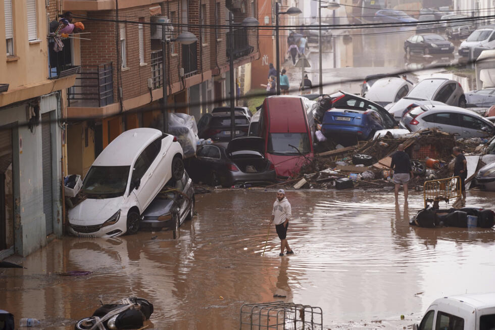 Cataclysme en Espagne: Valence et Letur ravagées par une «goutte froide ...