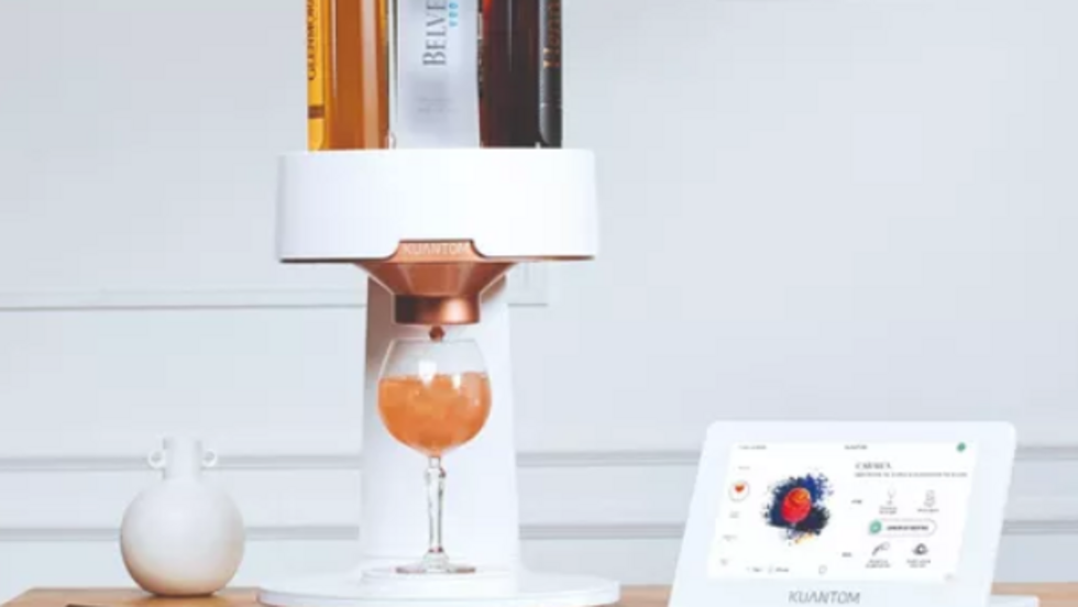 Moët Hennessy ra mắt máy pha rượu cocktail đầu tiên của Pháp