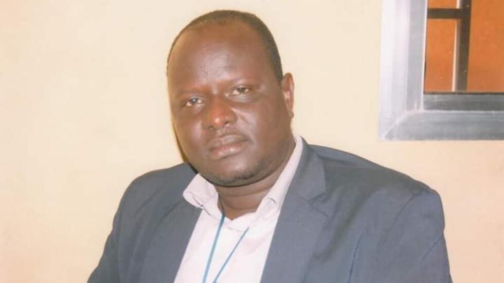 Pr. Mammadu Dinnde Jallo, taariikayankoojo, cukko hooreejo Iniwersite ...