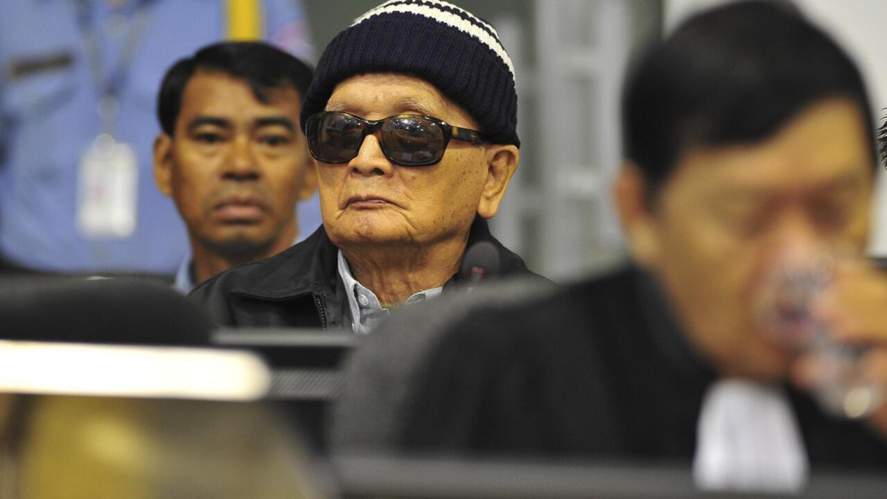 Cambodge: les premiers remords de Nuon Chea, l'idéologue du régime des ...