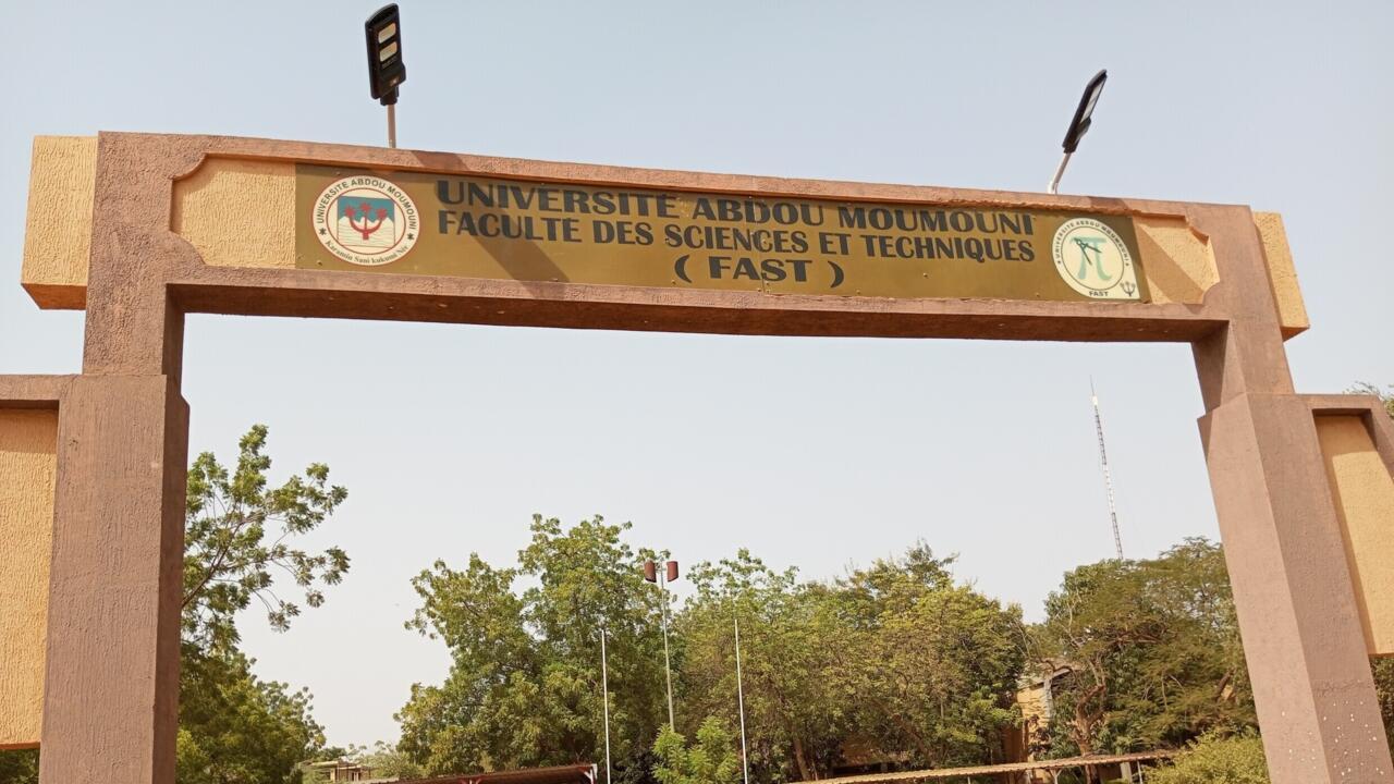 Niger: des heurts à Niamey entre étudiants et policiers après des confiscations de motos