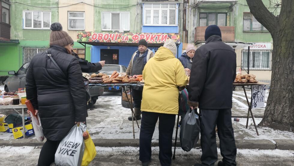 Ukraine: à Bilozerske, à l'arrière du front, les habitants tentent de ...