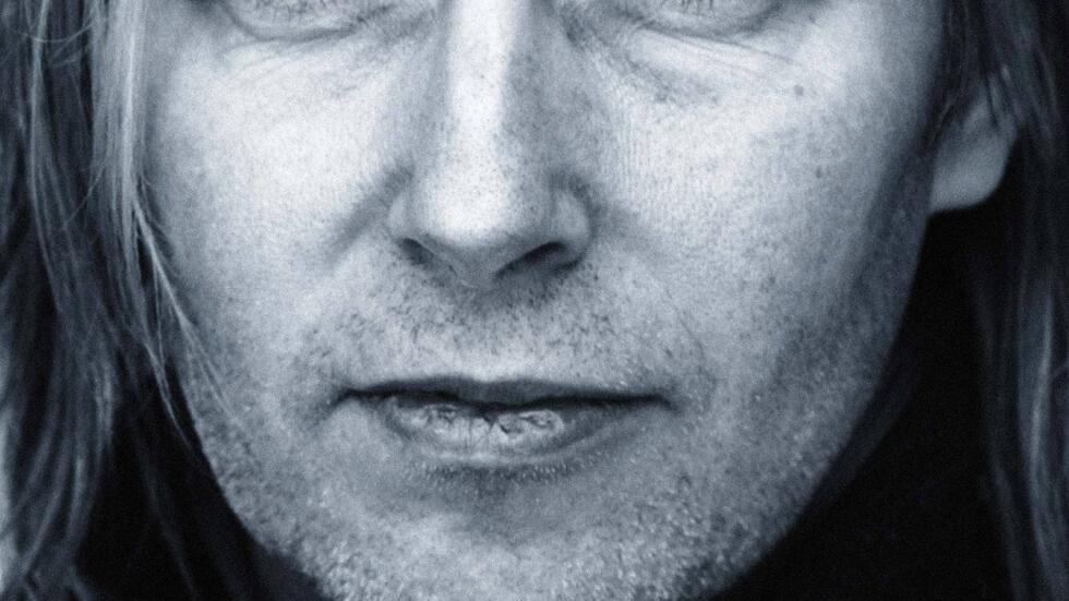 "Drobak Saray" por Eivind Aarset & The Sonic Codex Orchestra