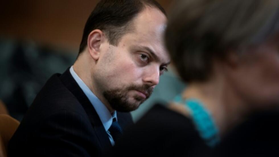 Russie: Vladimir Kara-Mourza, opposant à Poutine, envers et contre tout