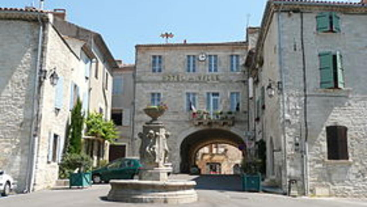 Missing French girl found alive in car boot in Germany