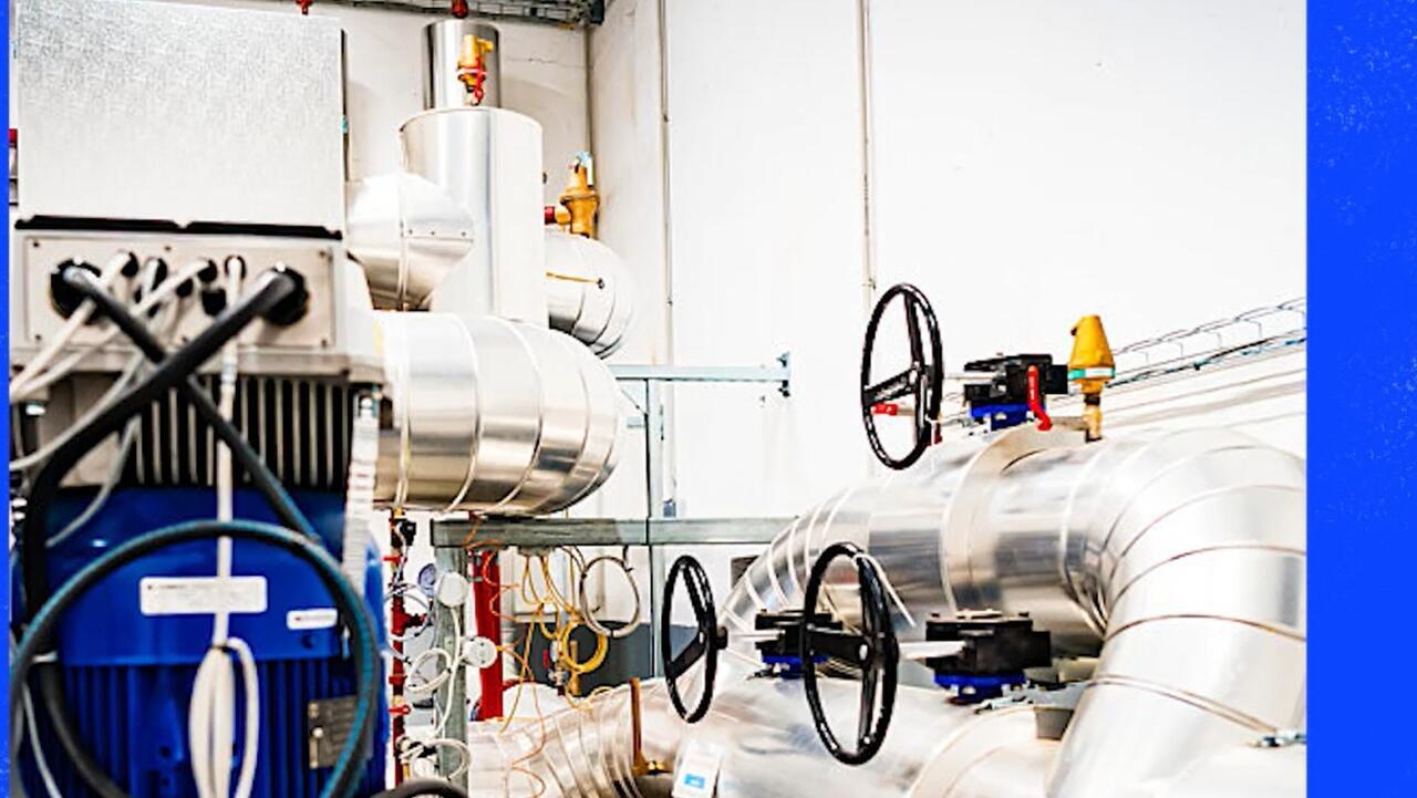 France's supercomputer Jean-Zay fuels innovation and recycles its heat ...