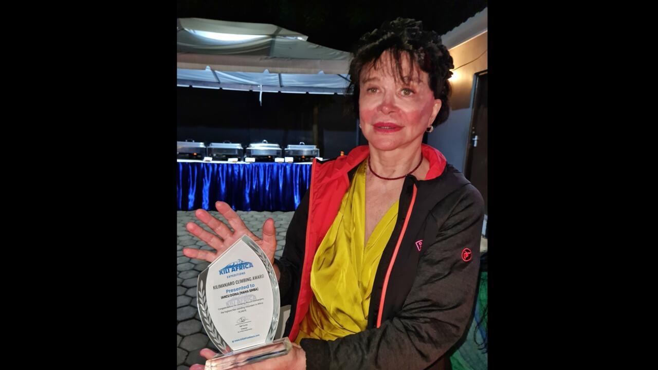 Mama Simba din Iași, pe Kilimanjaro la 72 de ani