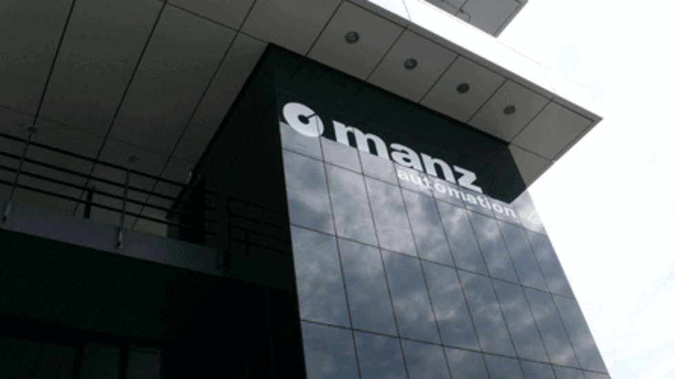 曼兹陷困境 中国来帮忙