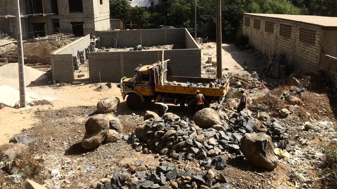 [Reportage] Sénégal: portrait d'un casseur de pierres
