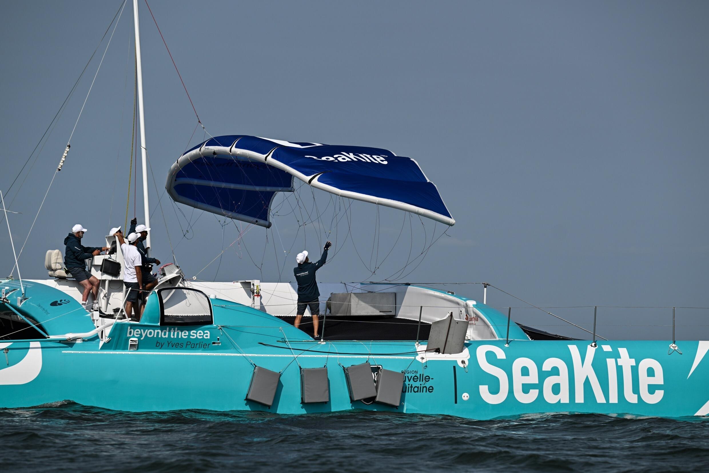 Startup bets on kitesurf to blow away shipping pollution