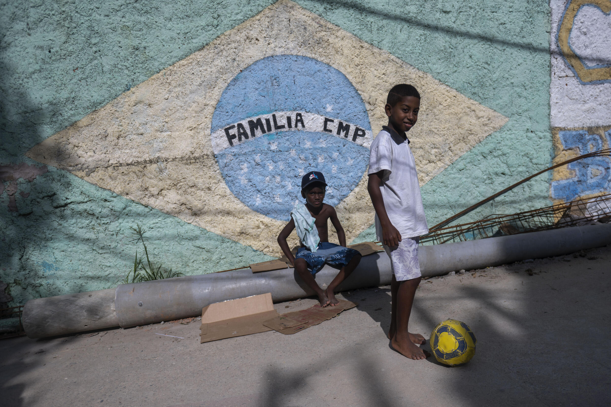 Solar energy projects lower bills in Rio de Janeiro favelas