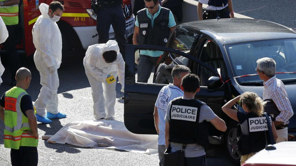 Mobilisation générale à Marseille après le meurtre d'Adrien Anigo - RFI