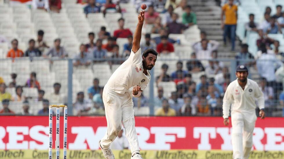 India crush New Zealand to reclaim top ranking