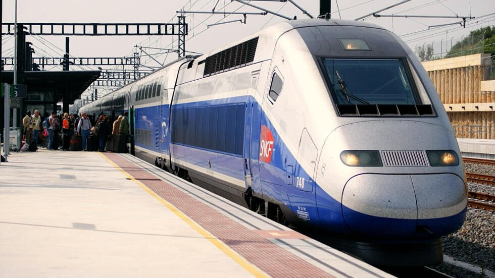 Attack on TGV leaves thousands of rail passengers stranded