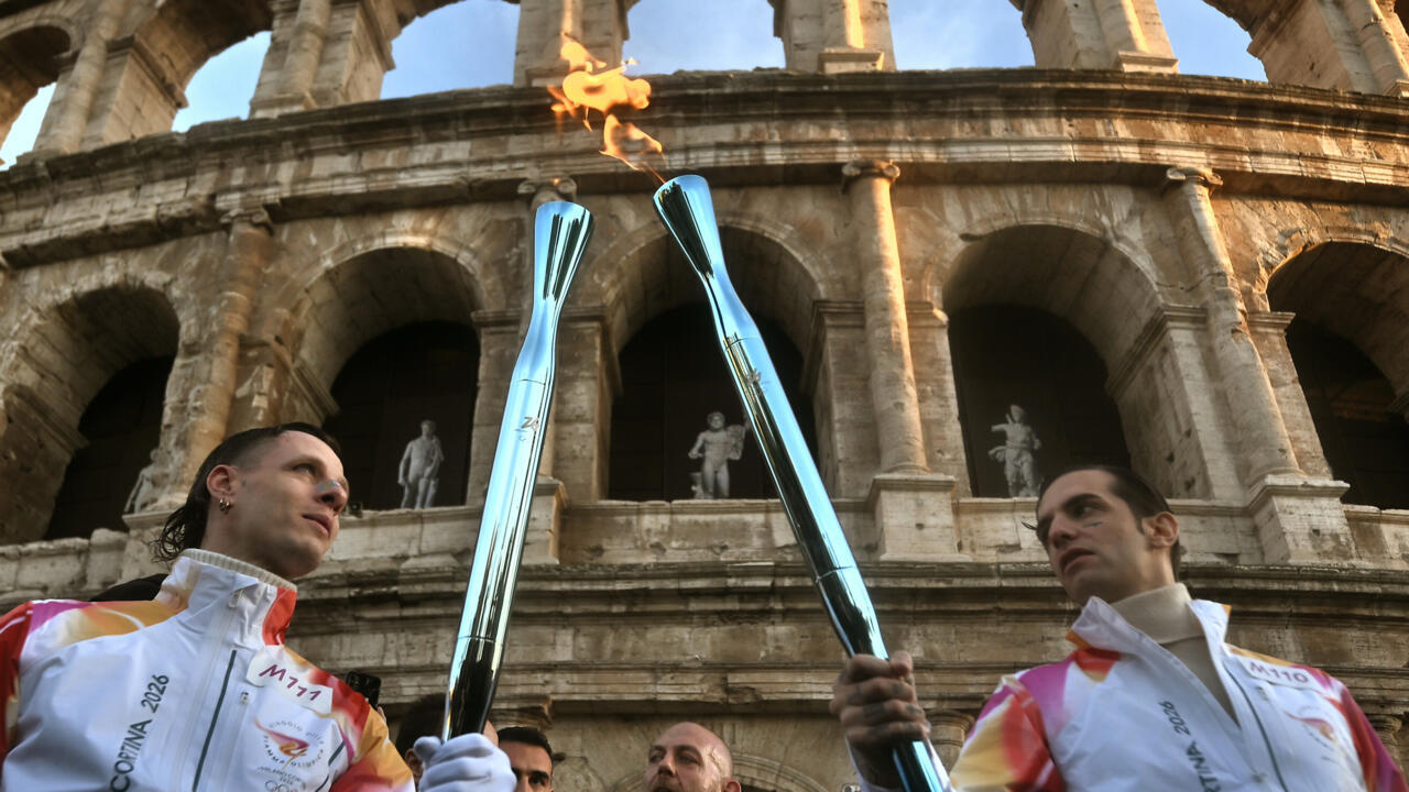 Italian Olympians 'insulted' by torch relay snub