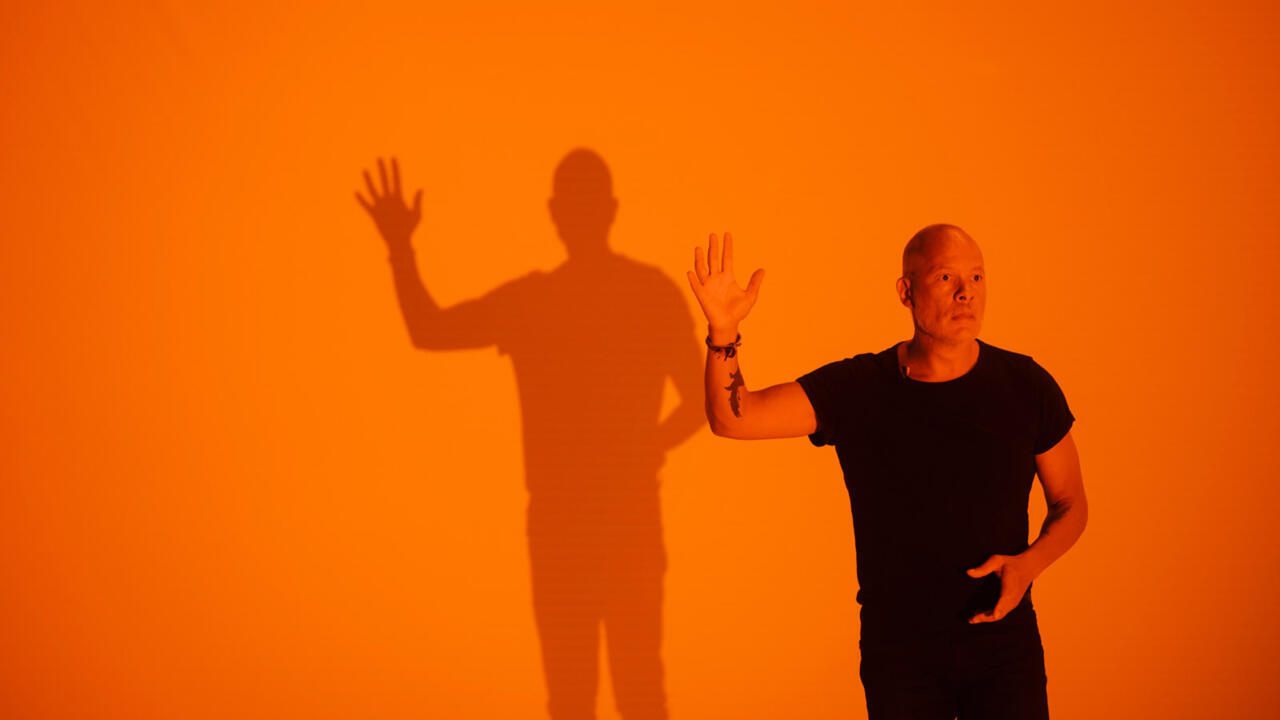 "Limbo", uma performance sobre colonização, assimilação e identidade ...