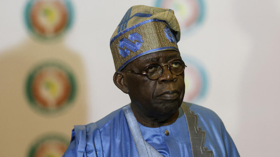 Nigeria: l'opposition critique un nouveau déplacement en France du président Bola Tinubu