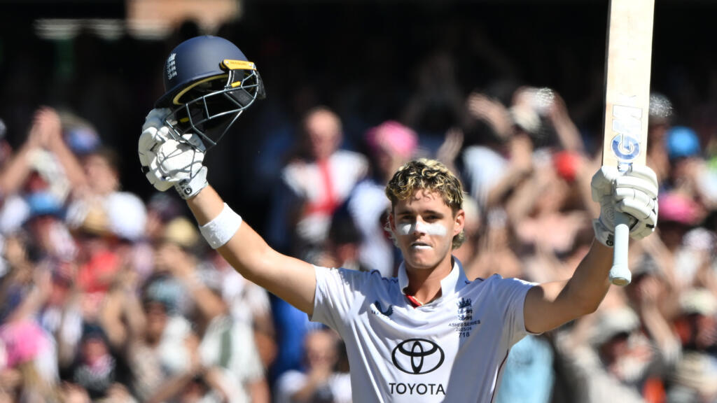 Bethell slams maiden century to leave final Ashes Test on knife edge