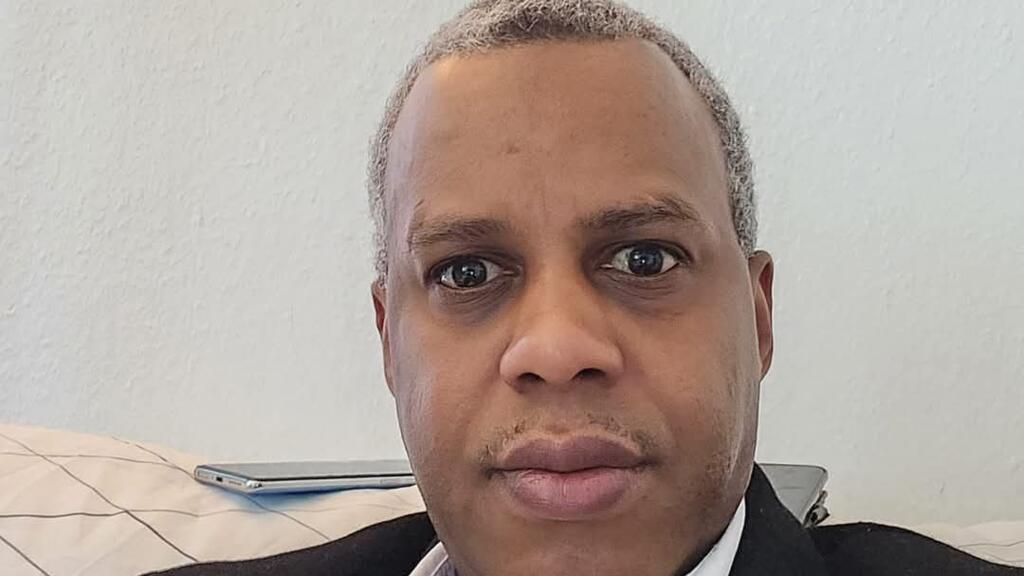 Muhammadu Sanusi JALLO, keertoriiɗo alhaali leyɗe arabeeɓe, ina fammina ...